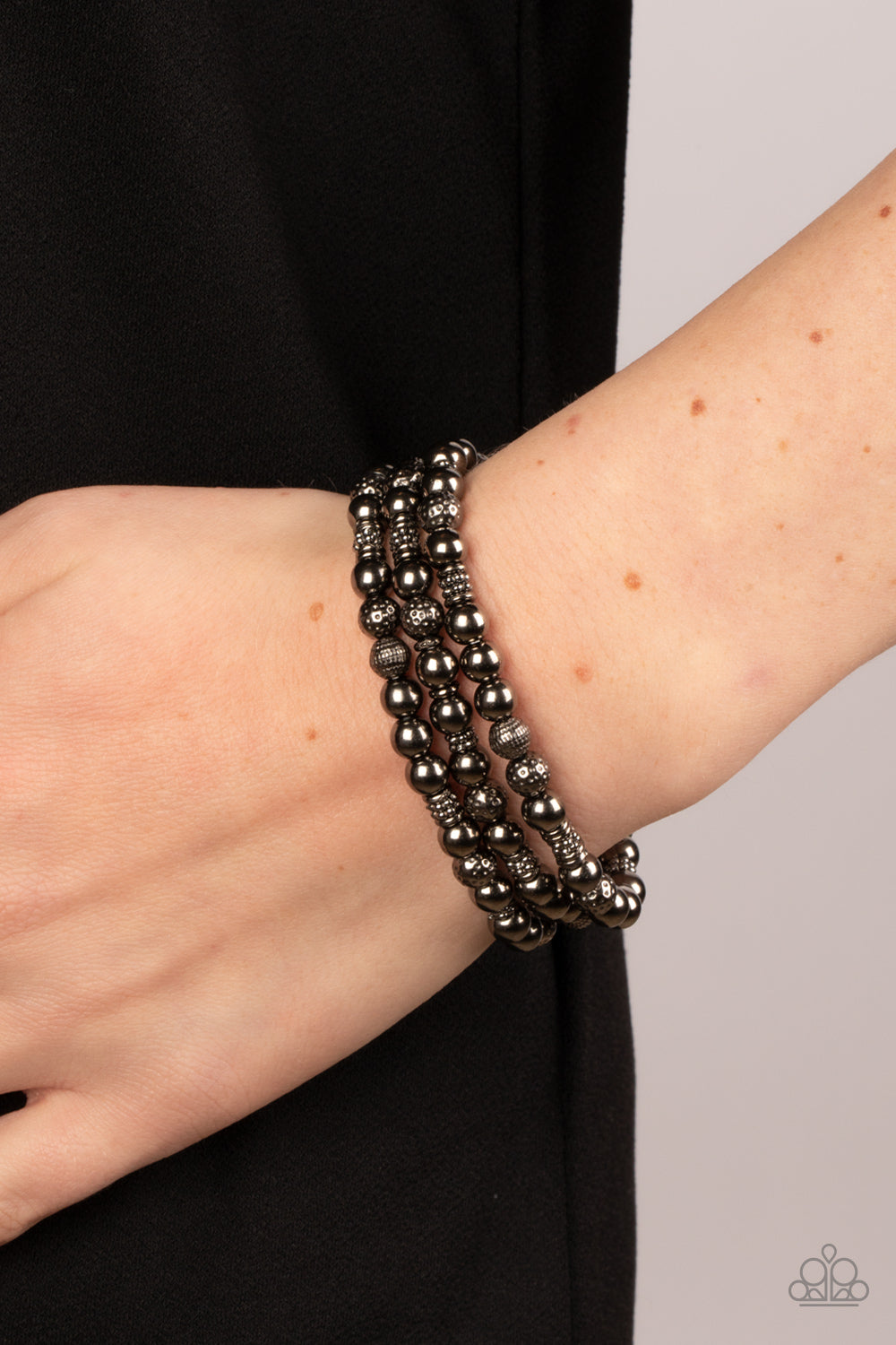 Boundless Boundaries - black - Paparazzi bracelet – JewelryBlingThing