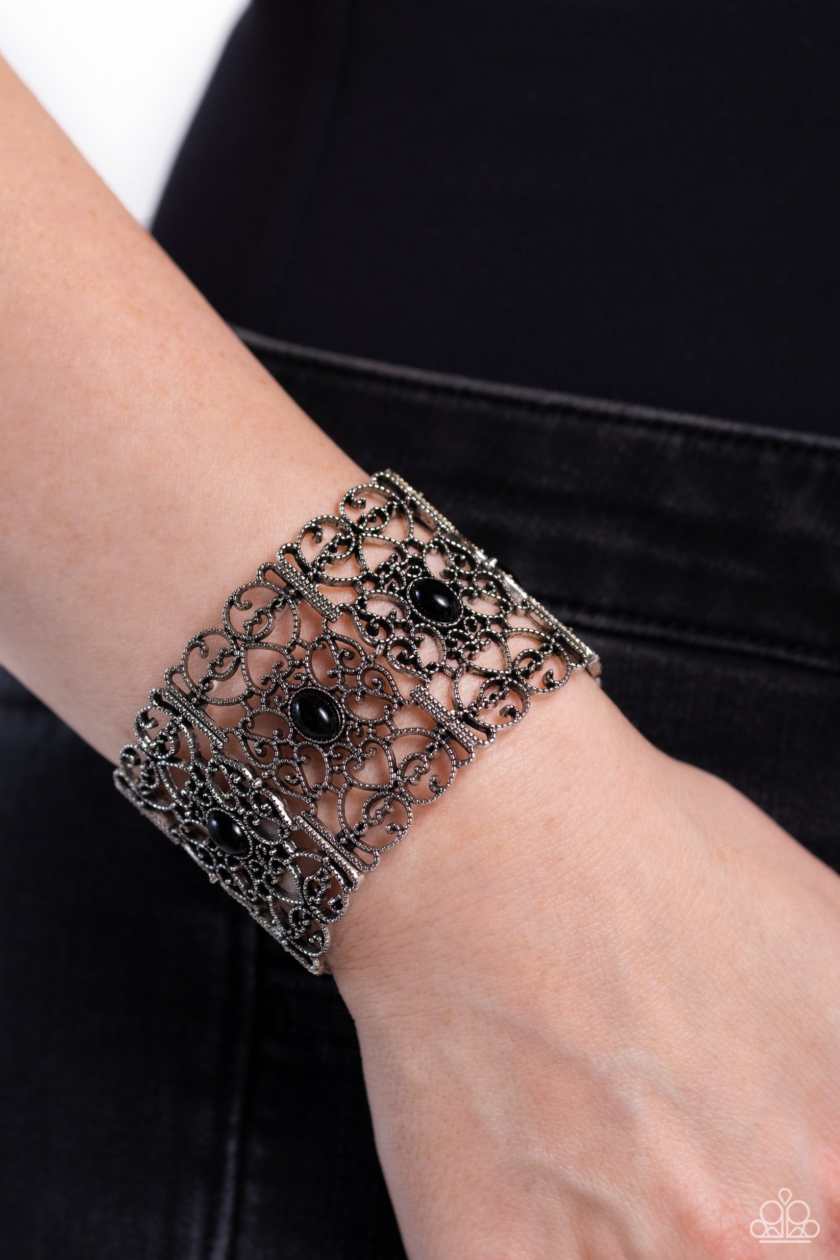 Fairest Filigree - black - Paparazzi bracelet – JewelryBlingThing