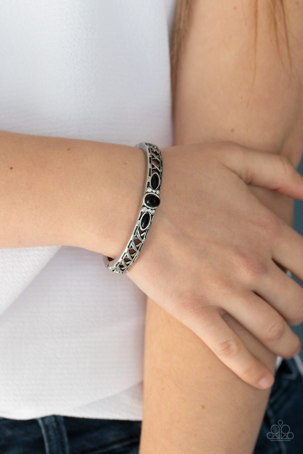 Caught in the Cross HEIRS - black - Paparazzi bracelet – JewelryBlingThing