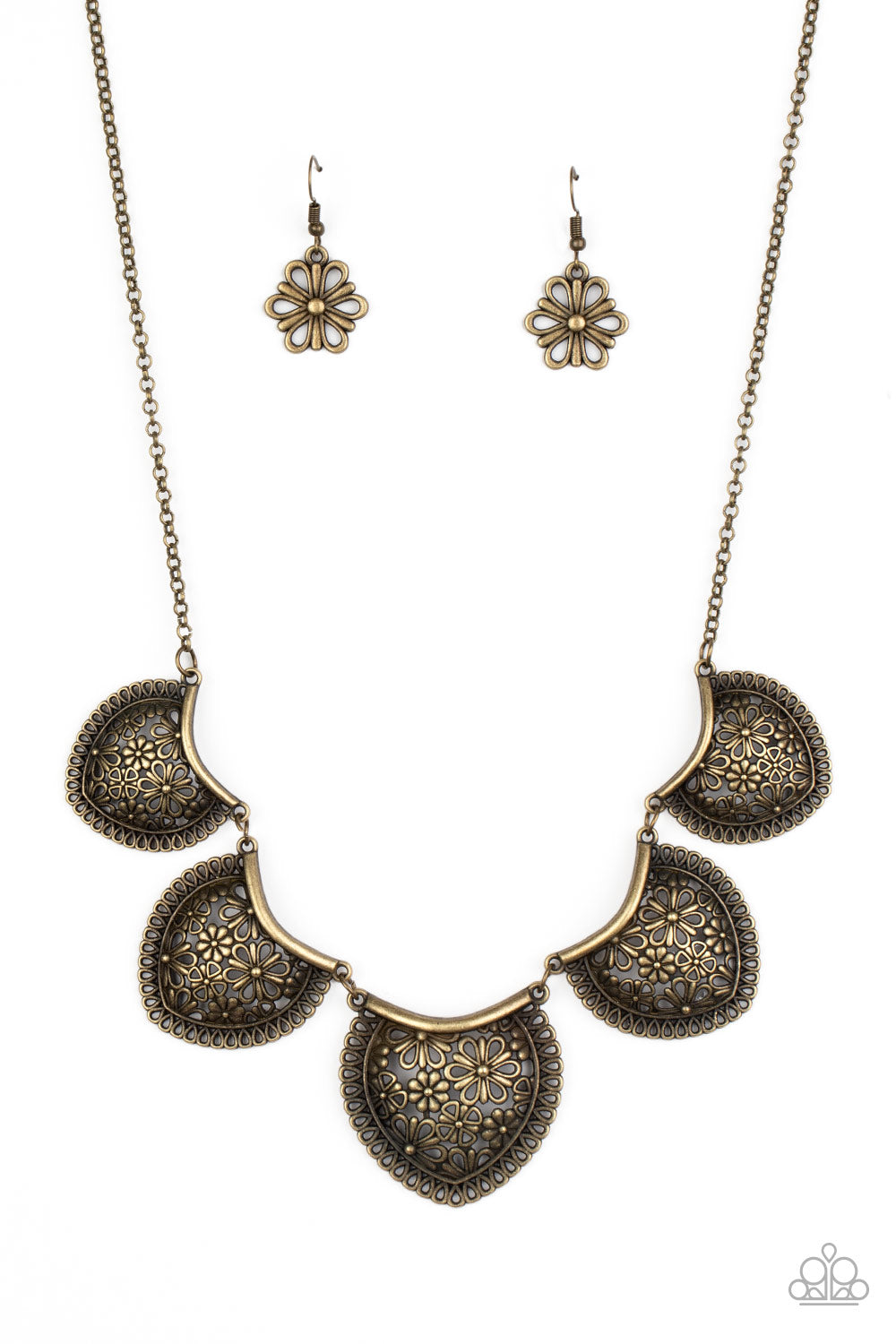 Garden Pixie - brass - Paparazzi necklace – JewelryBlingThing