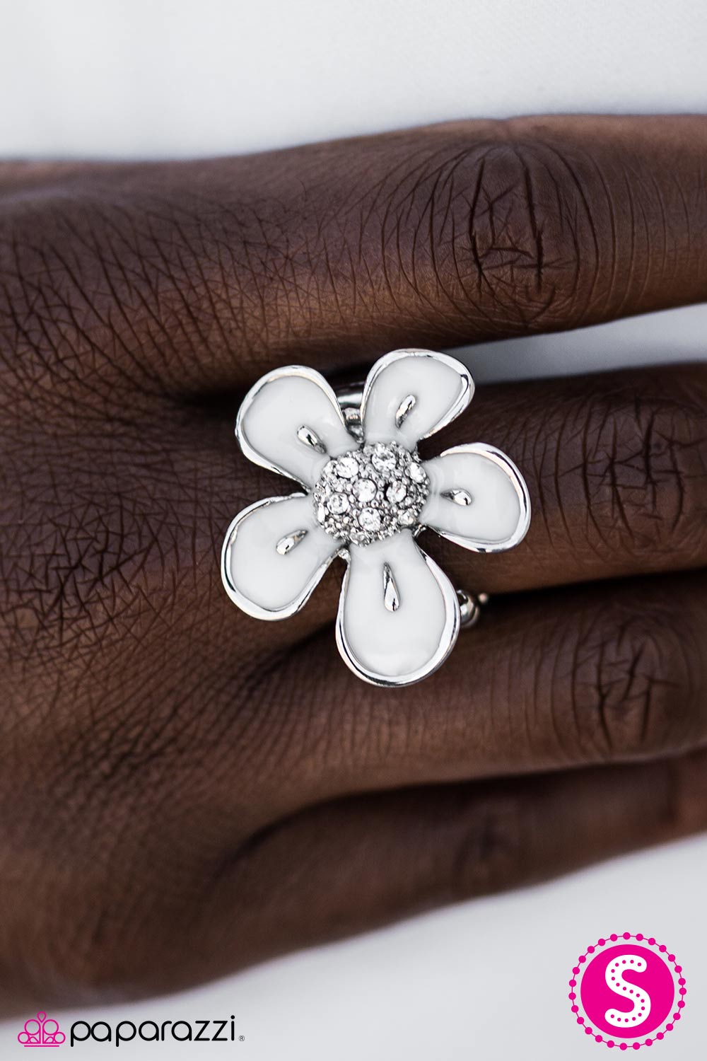 It Must Be Spring - White - Paparazzi ring – JewelryBlingThing