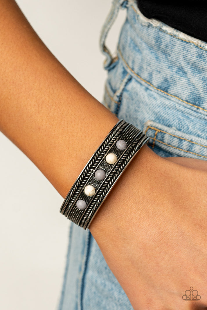 Quarry Quake - silver - Paparazzi bracelet – JewelryBlingThing