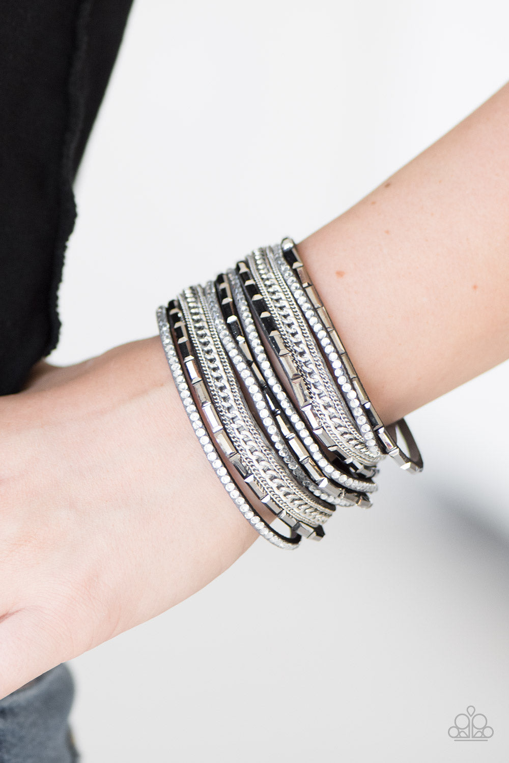 Rebel Runway - silver - Paparazzi bracelet – JewelryBlingThing
